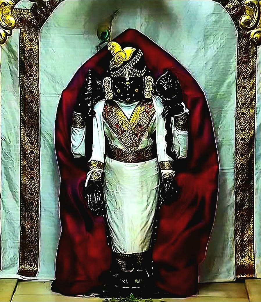 Dwarakadheesh Sri Krishna Bhagavan - dwarakasharadapeetham.org